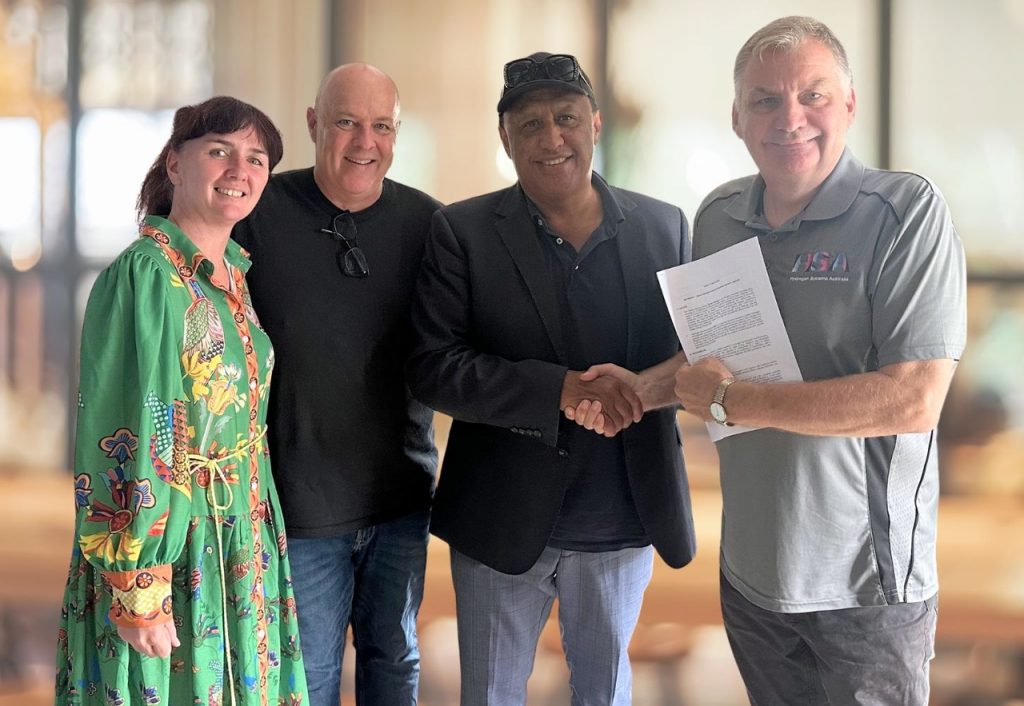 Hydrogen Systems Australia and Desert Springs Group sign MOU